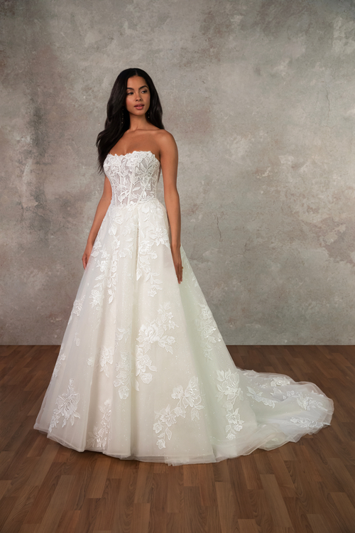 Essense of Australia - D4403 | White Wisteria Bridal Boutique