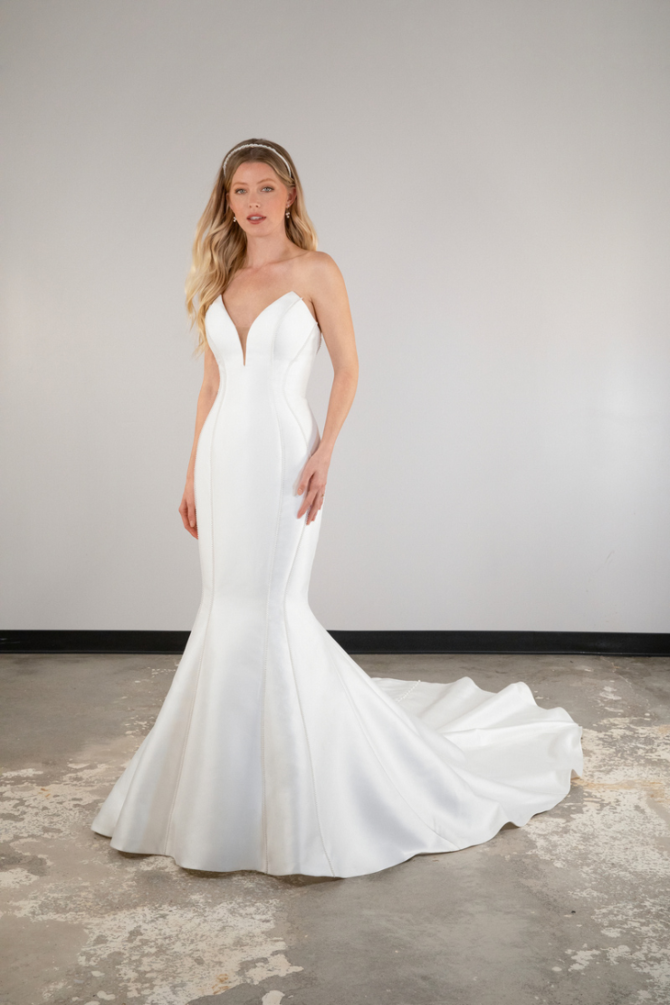 Essense of Australia - D3991 | White Wisteria Bridal Boutique